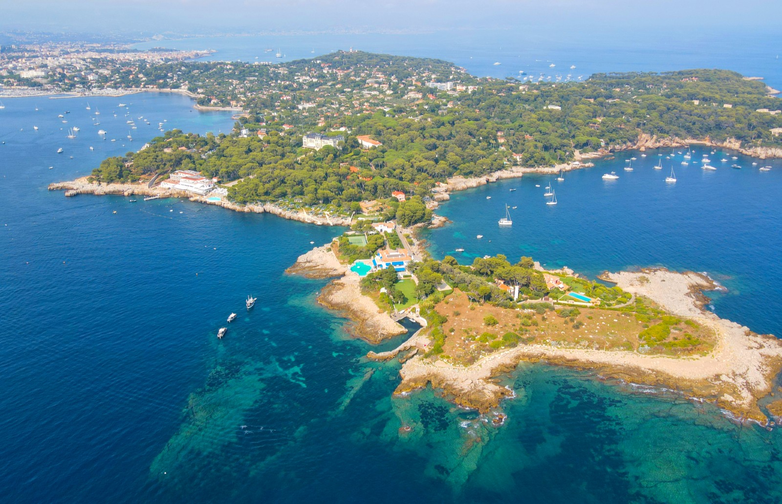 Antibes - Cosa vedere e guida di viaggio