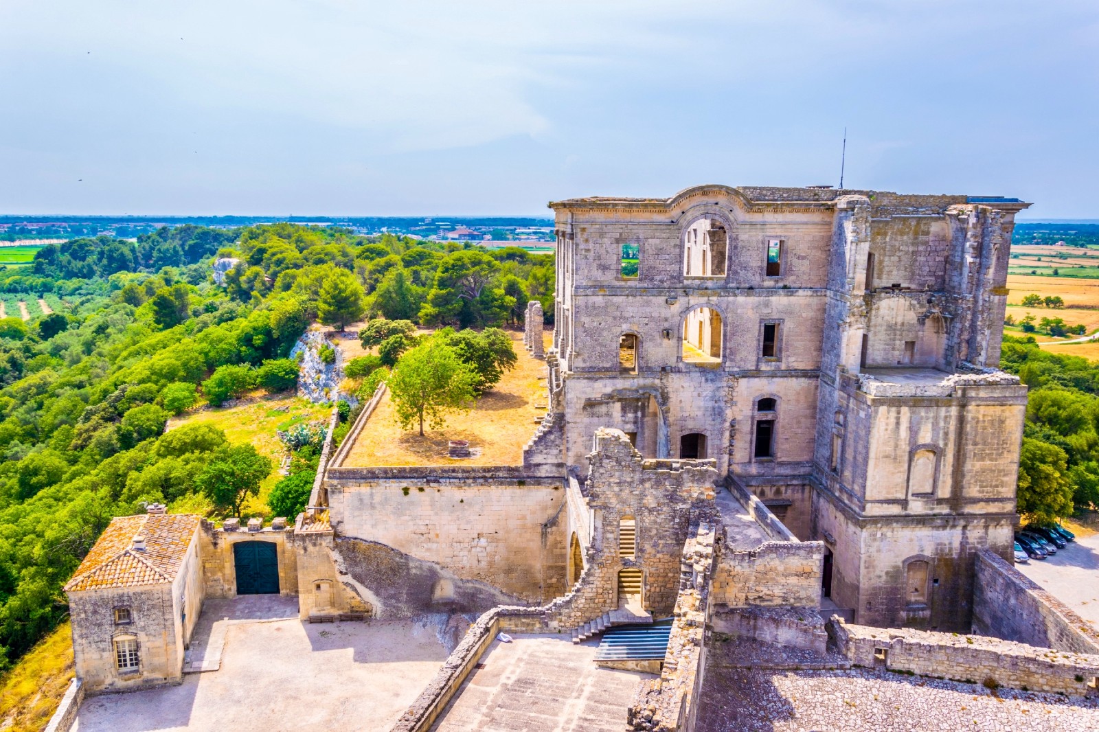 Arles - Cosa vedere e guida di viaggio