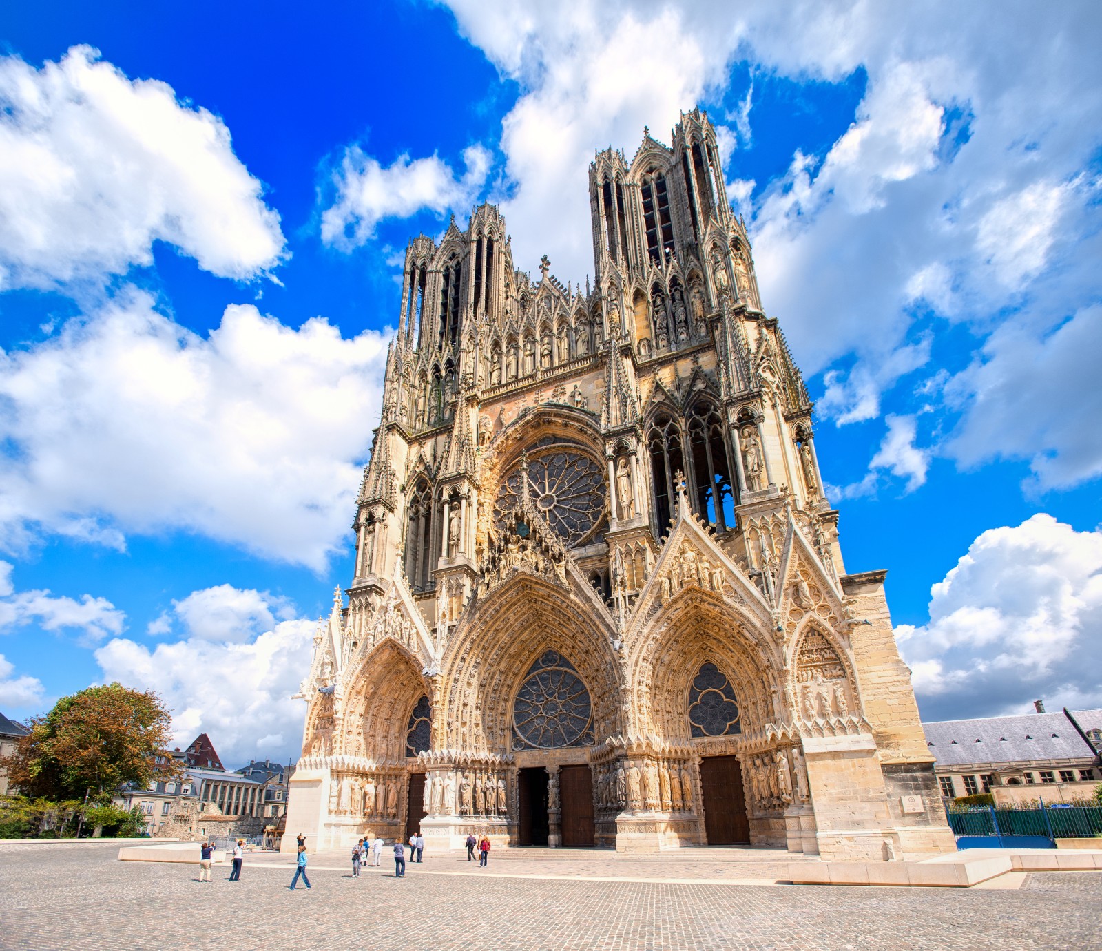 Reims - Cosa vedere e guida di viaggio